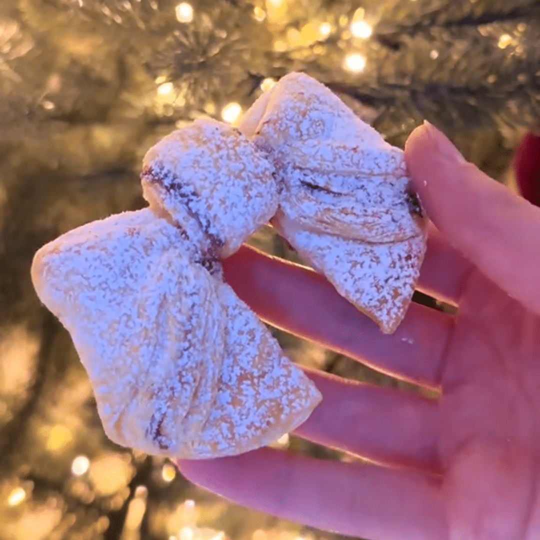 Spiced Cheesecake Puff Pastry Bows - Honeyberry Solutions